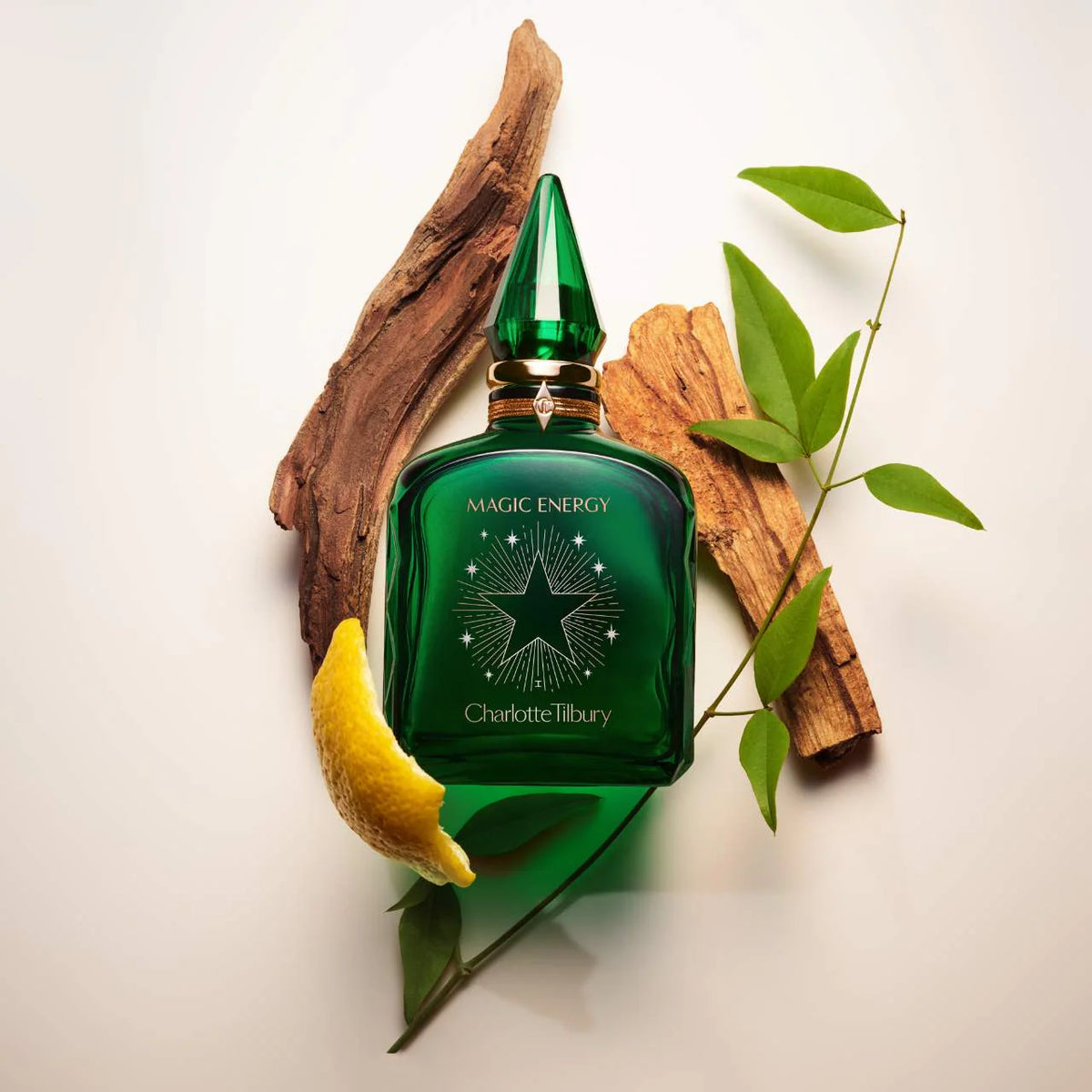 Magic Energy Eau de Parfum (Perfume Verde) – Tu Maquillaje México