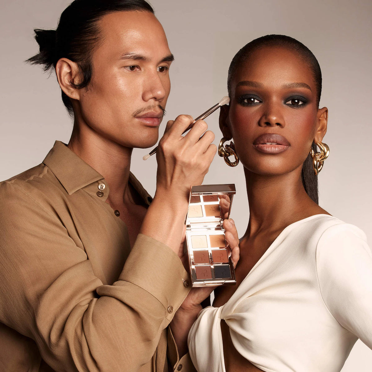 Dual Ended Eyeshadow Brush (Brocha para Ojos) – Tu Maquillaje México